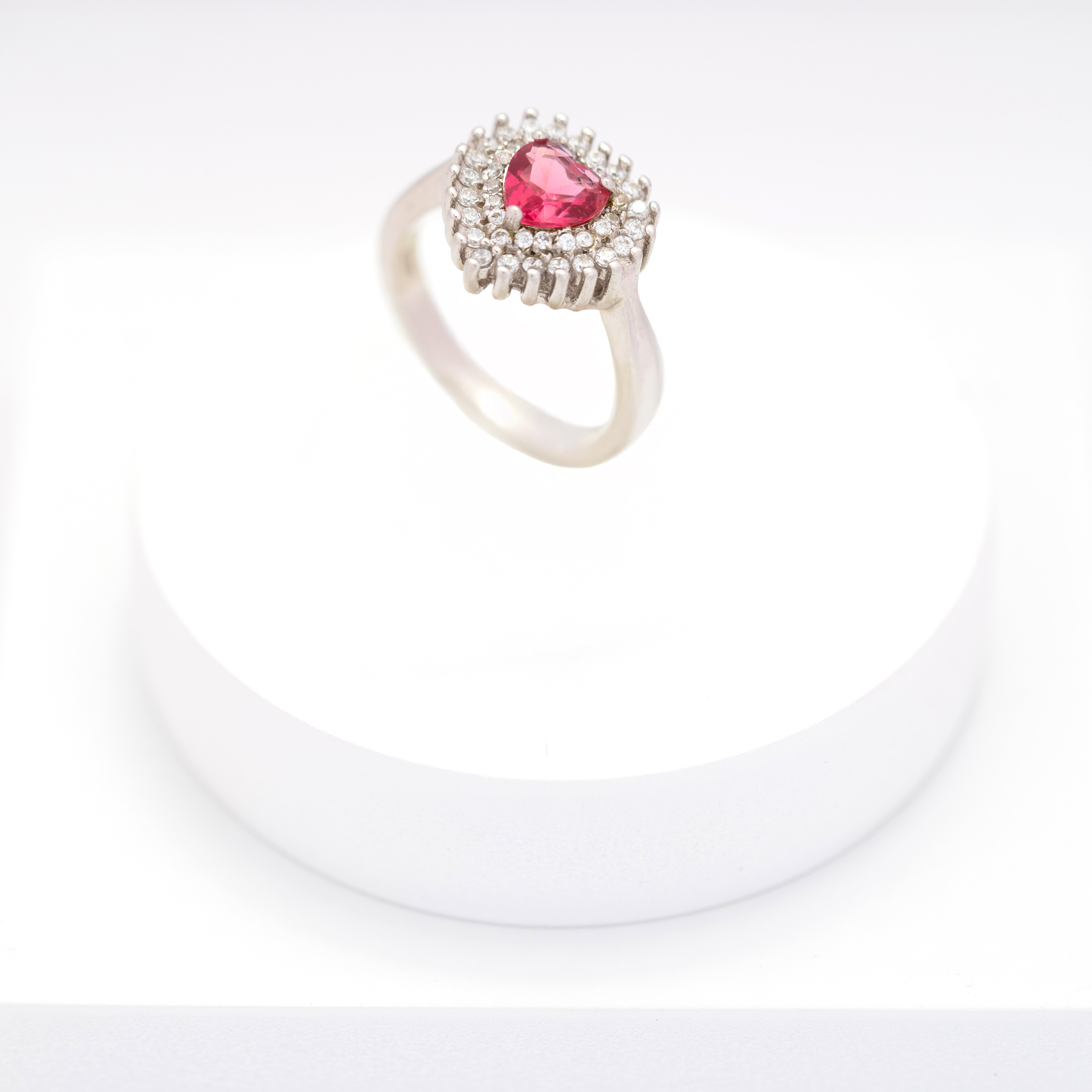 Ruby Red Heart Ring - Red Heart Statement Ring – Ihraya
